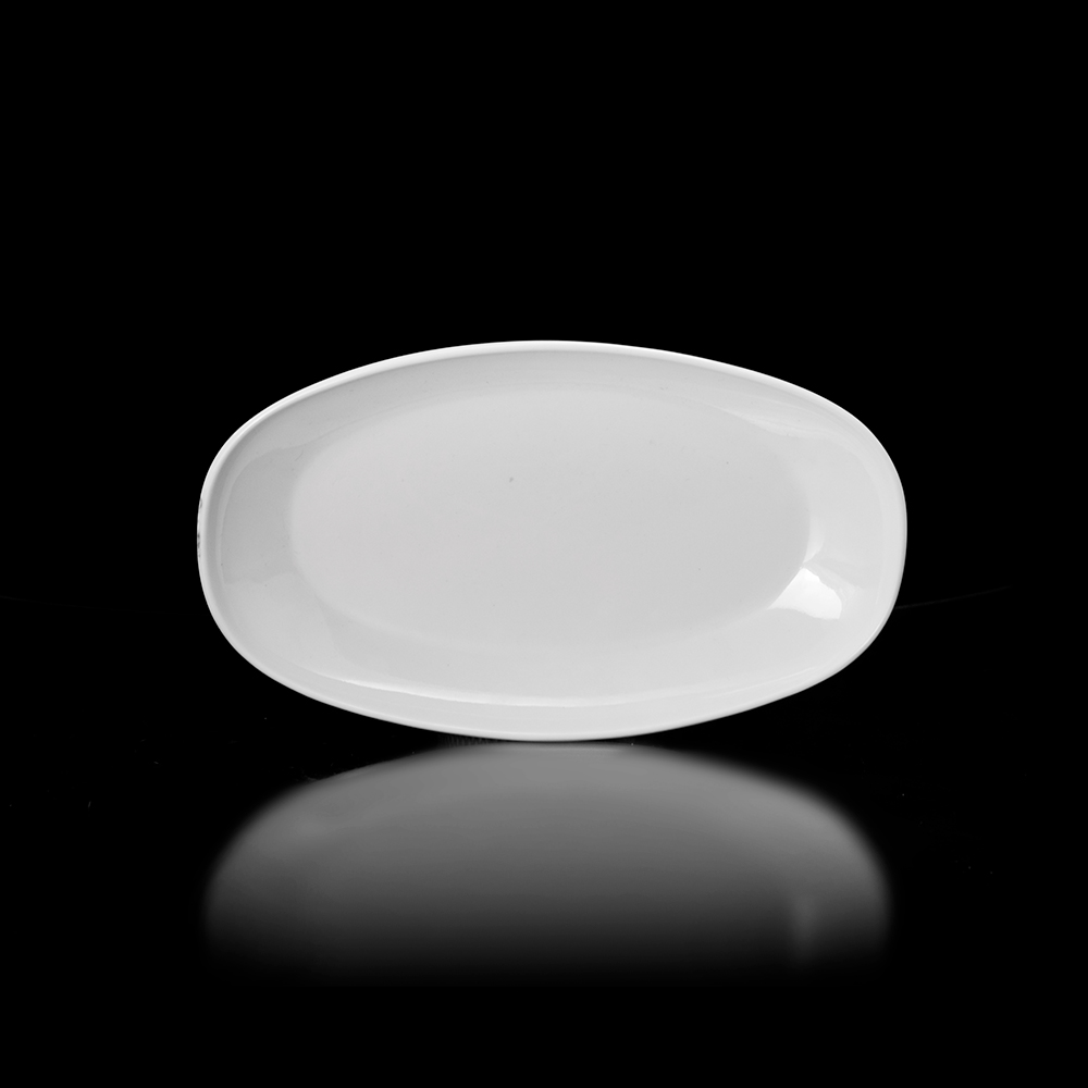 Medium Oval Plate